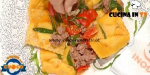 La Prova del Cuoco | Ravioli di mora romagnola al sugo di salsiccia ...